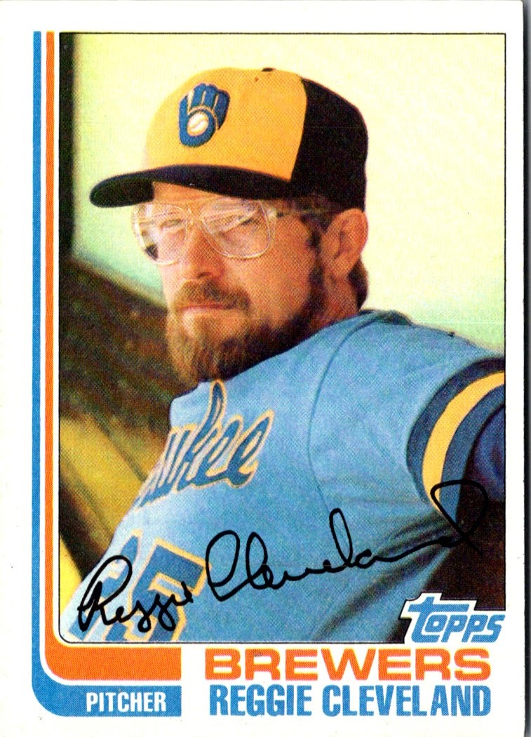 1982 Topps Reggie Cleveland #737 on Kronozio