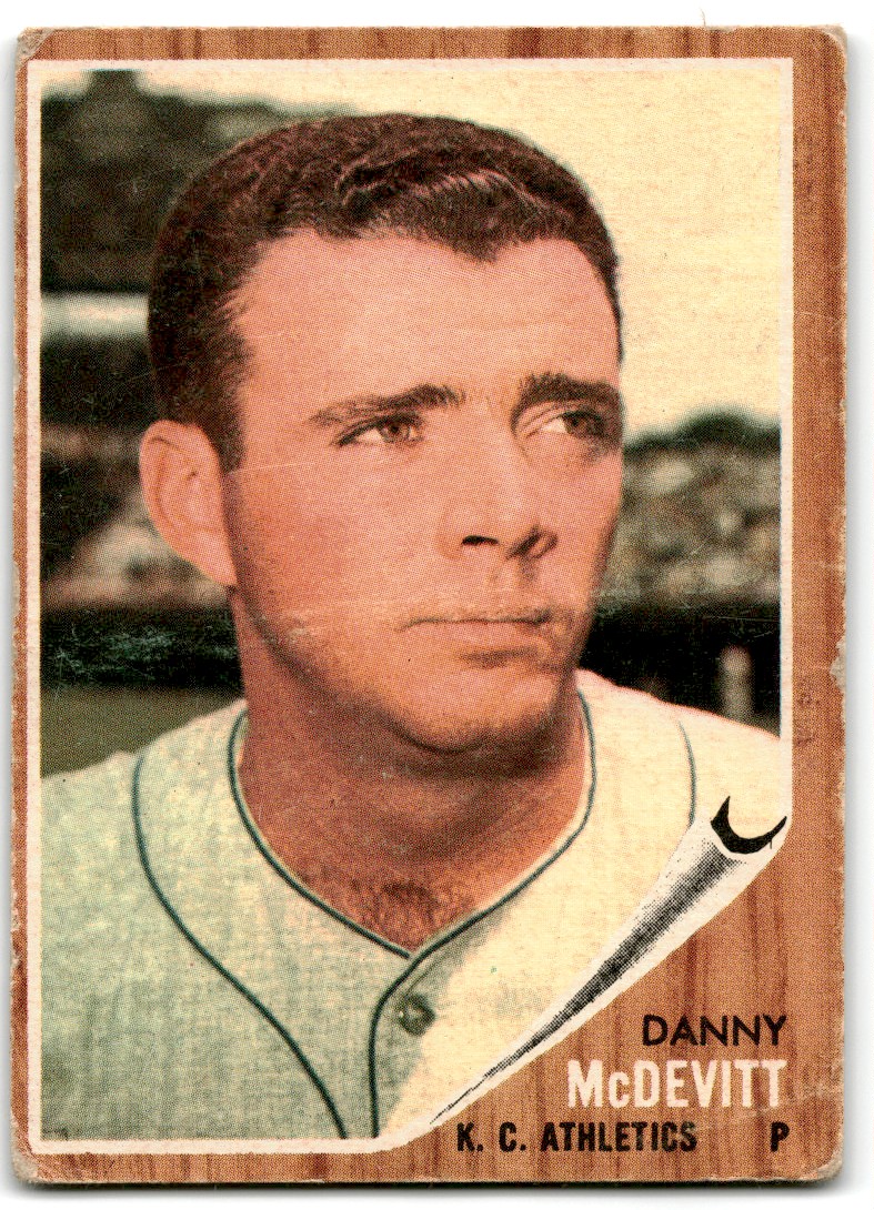 1962 Topps Danny McDevitt #493 on Kronozio