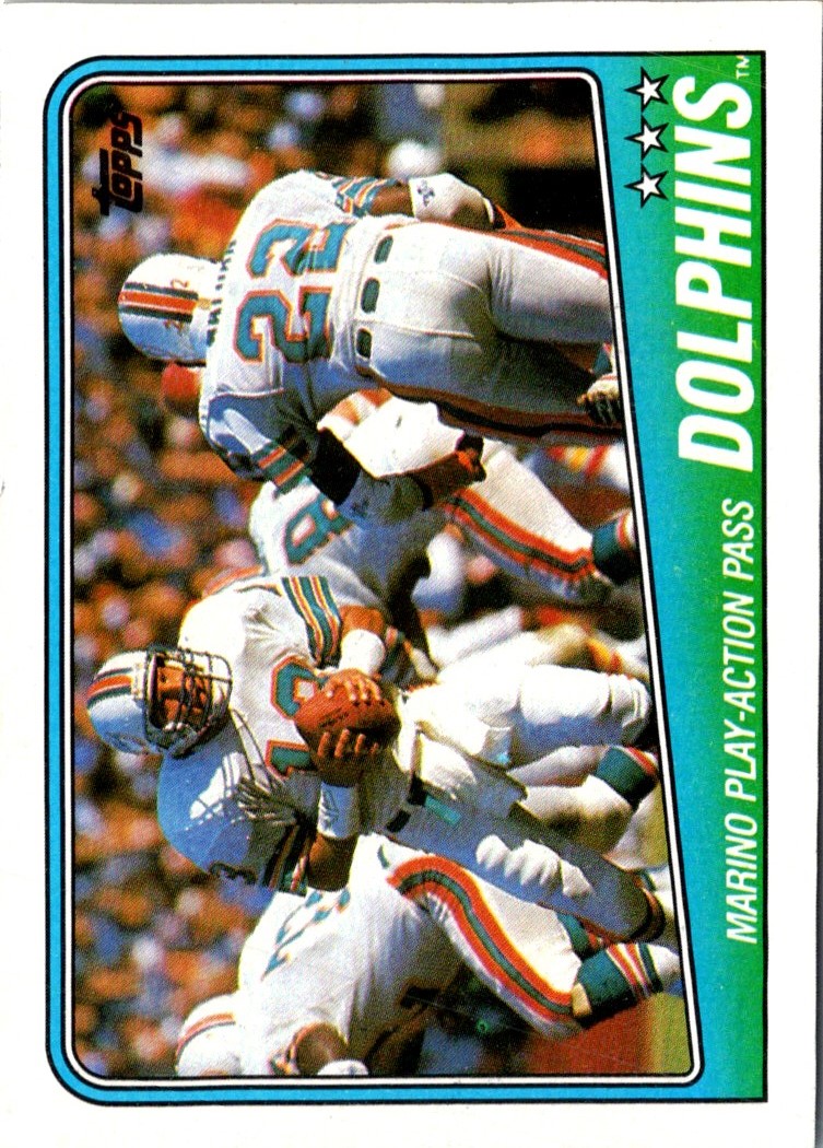 1988 Topps Dolphins Team Leaders - Dan Marino #189 on Kronozio